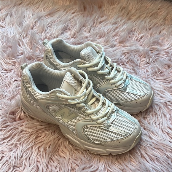 New Balance | Shoes | New Balance White Chunky Sneakers With Mesh And ...
